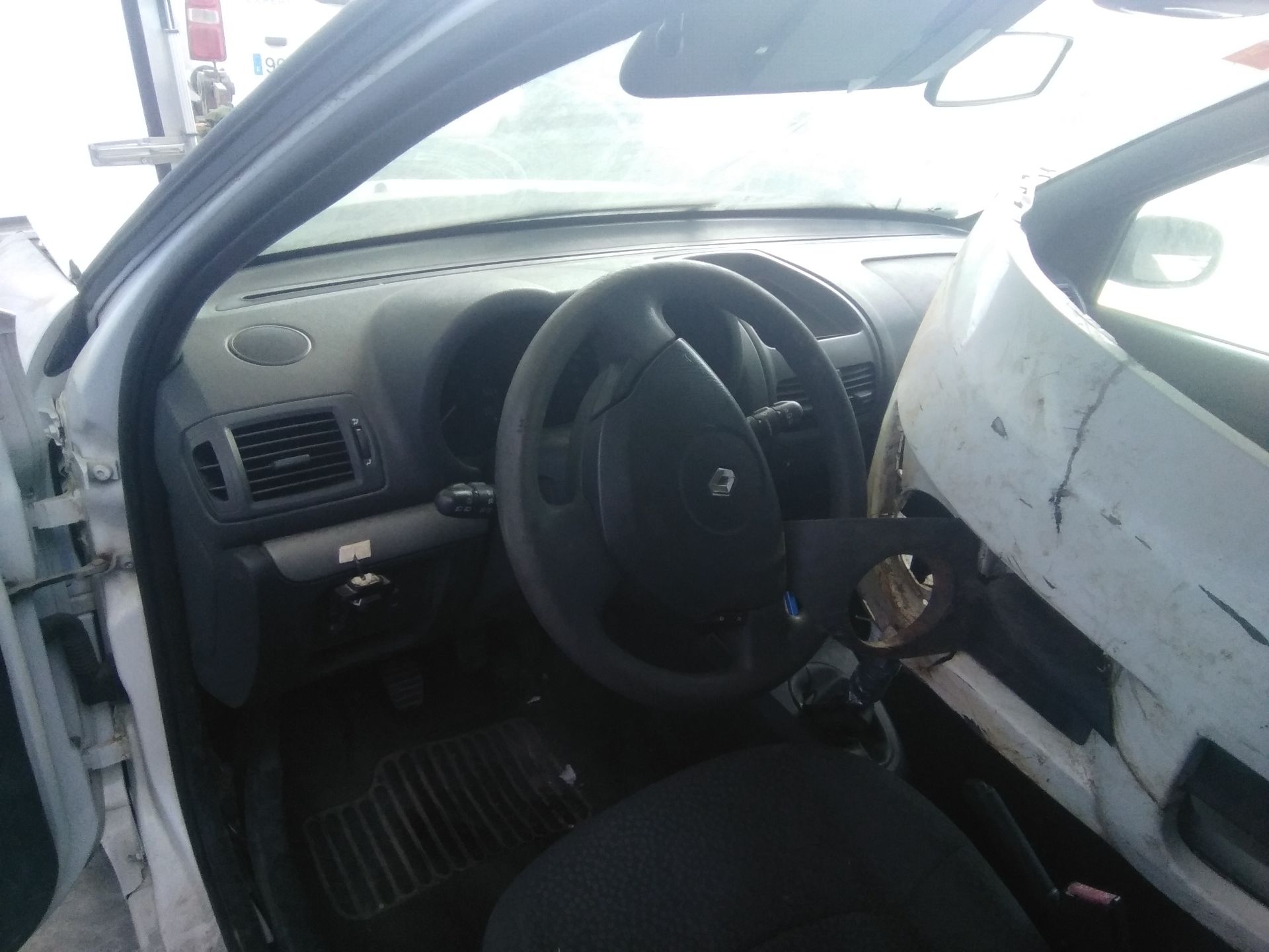 RENAULT CLIO II FASE II (B/CB0) 1.5 dCi Diesel - Desguaces Alcalá