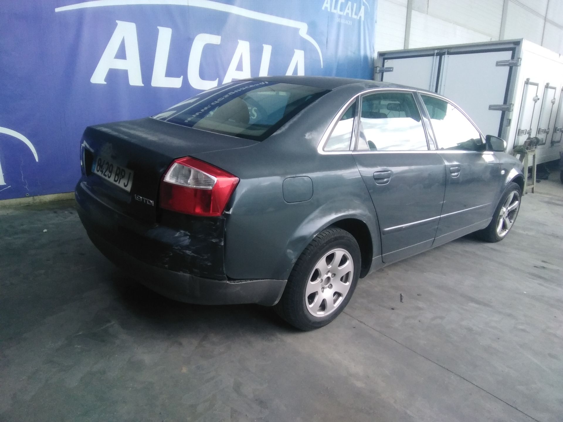 AUDI A4 Berlina (8E) 1.9 TDI - Desguaces Alcalá
